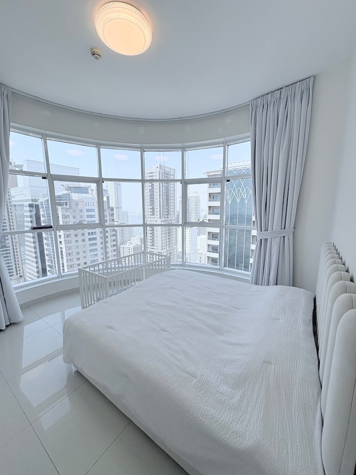 Luxury Apartment With Sea View, Gym And Pool! - Sharjah