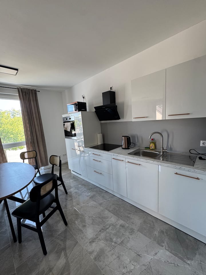 Pine Living Studio - Munich