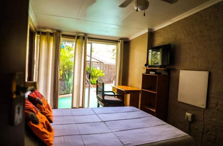 The Exclusive Guesthouse - Kempton Park