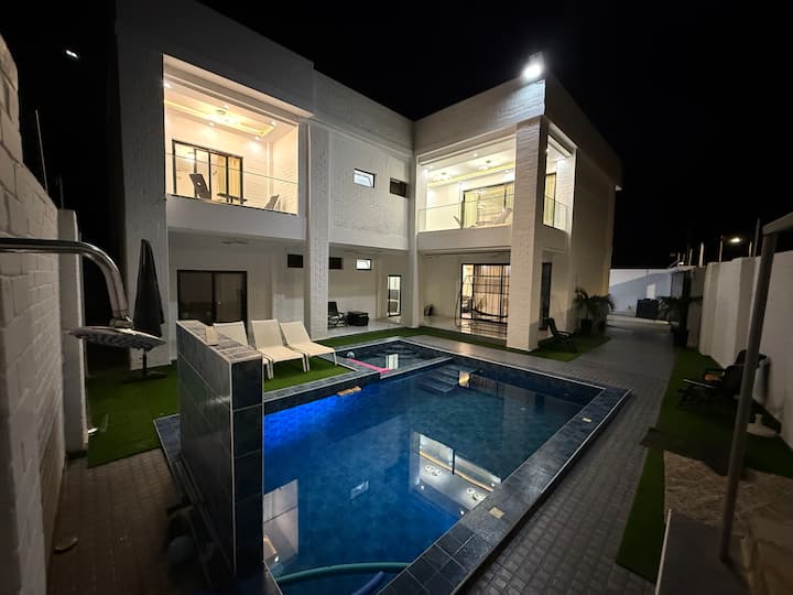 Fadel House Somone Villa Luxe Avec Piscine - Senegal