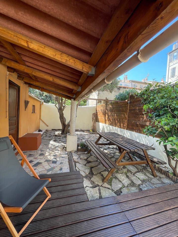 Studio Avec Jardin à Proximité Du Cours Julien - Marseille