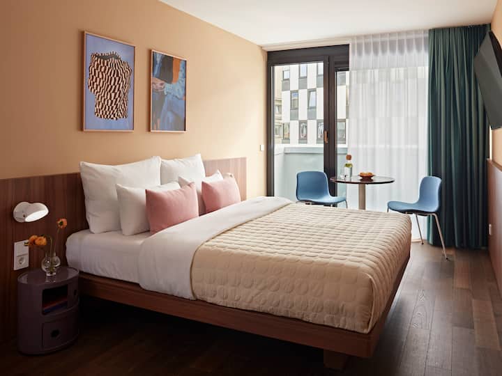 Numa | Medium Studio With Kitchenette - Stuttgart