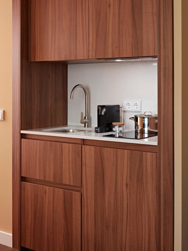 Numa | Medium Studio With Kitchenette And Balcony - Stuttgart