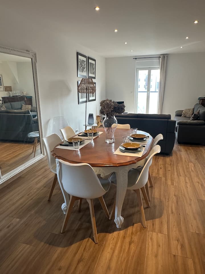 Bel Appartement Plein Centre - Penmarch