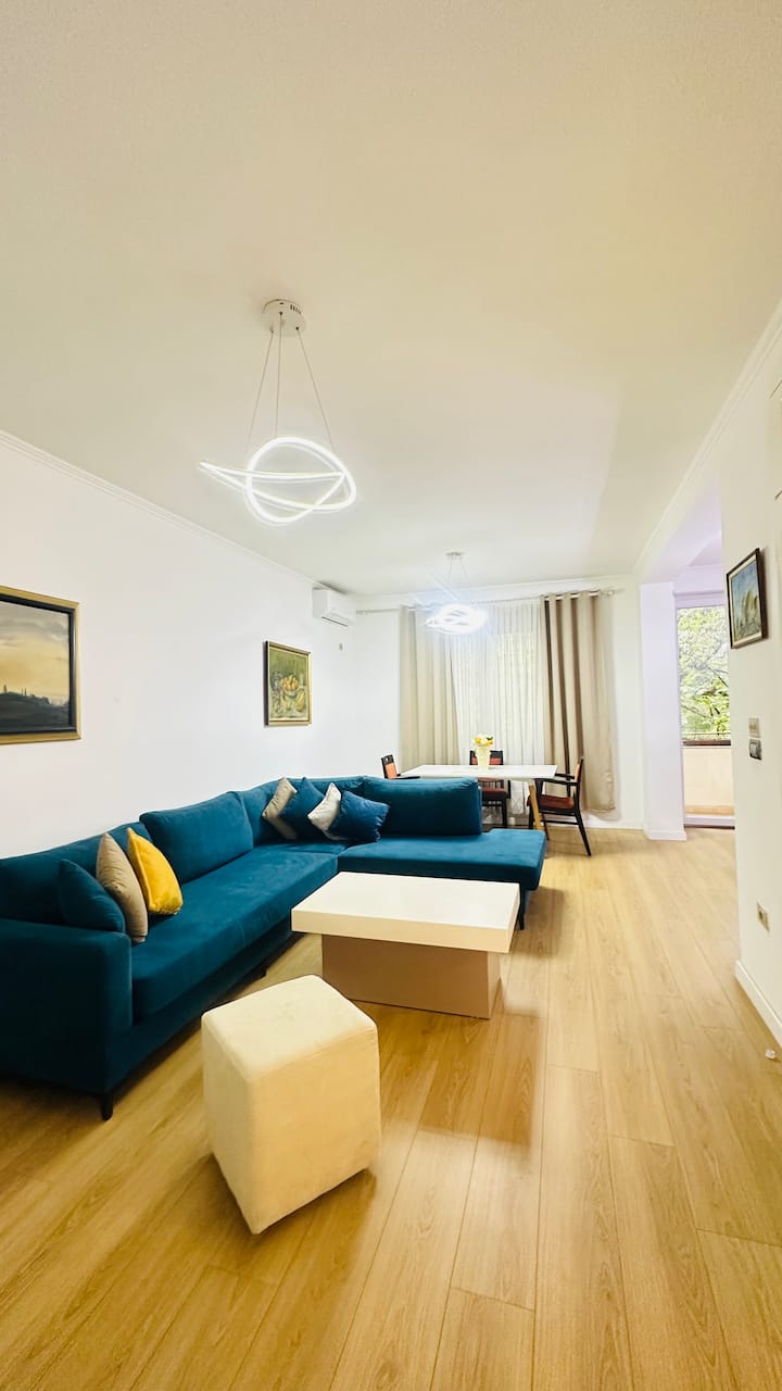 City Flat For 8 Guests 24/7 Selfcheck-in - Tirana