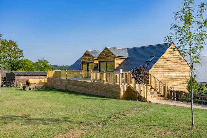 The Silvan Lodge
Peace, Privacy, And Pure Calm - Oakham