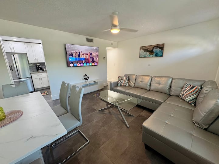 Gorgeous, Stylish 1bd Prime E. Delray Pets Parking - 델레이 비치