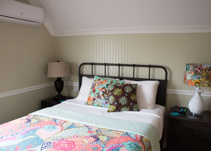 Little Wicked Inn Room #1 - Custer, SD