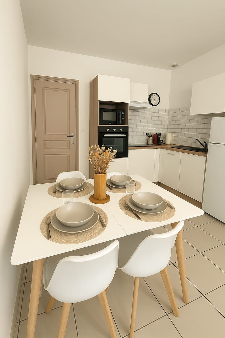 T2 Rénové- 5 Min à Pied De La Cité - ibis Styles Carcassonne La Cité