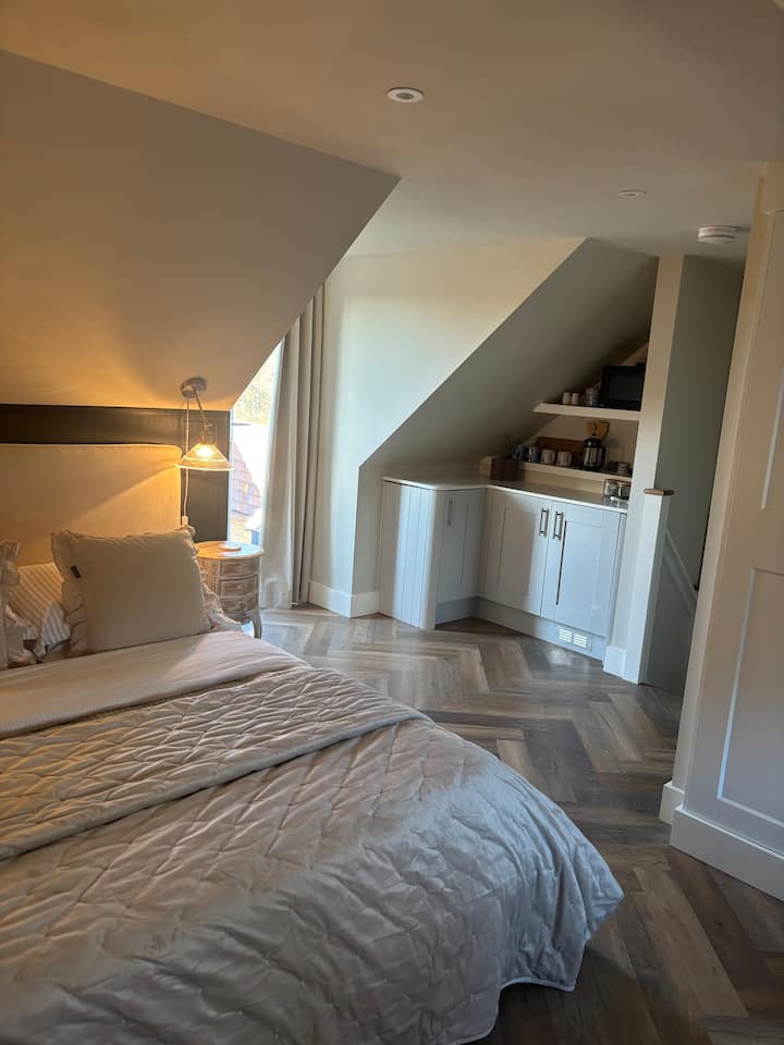 The Green Fox Retreat - West Sussex