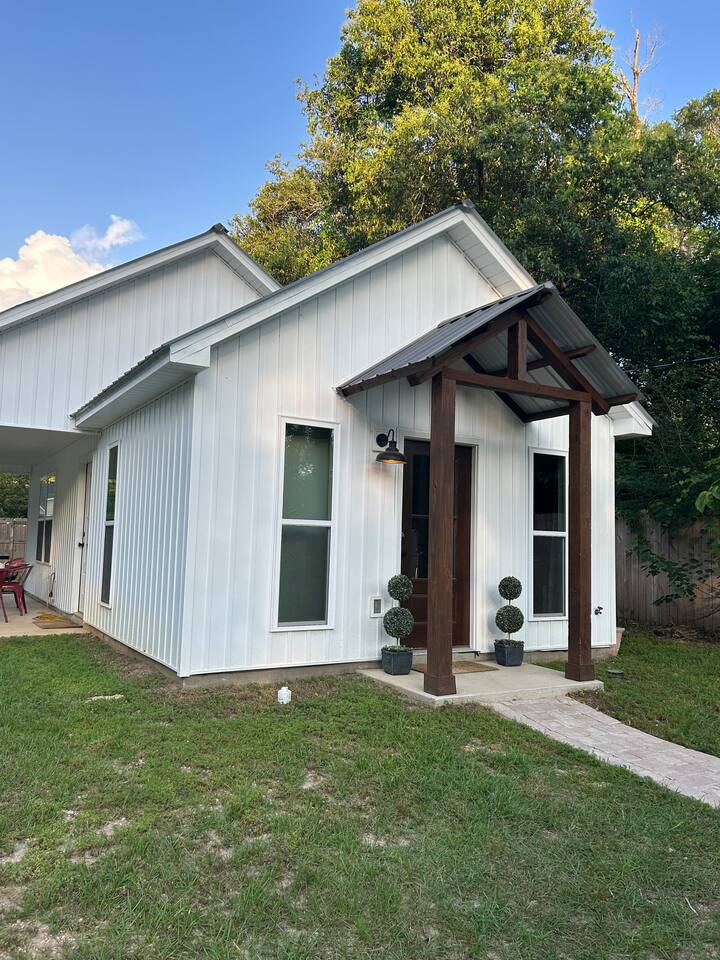 Cloverdale Cottage - Alabama