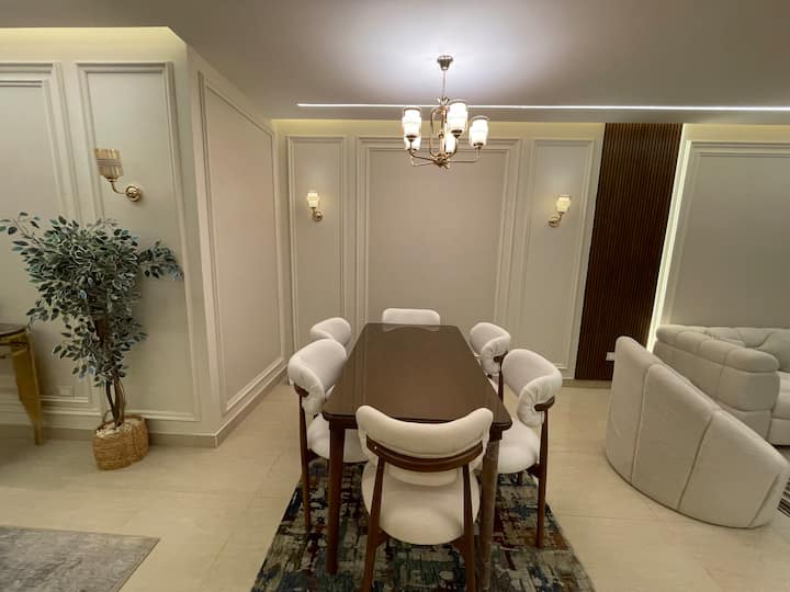 Prestige Hotel Suite Opposite The Auc, New Cairo - Lake View, IA