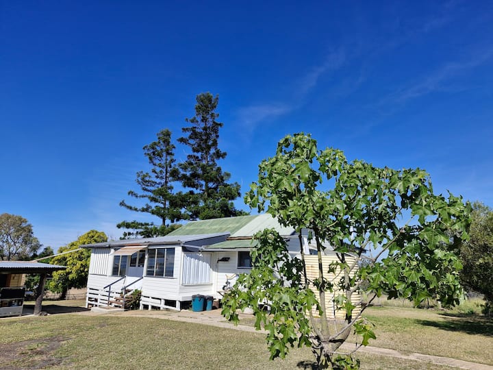 Cottage On The Burnett, Dog & Family Friendly - Mundubbera
