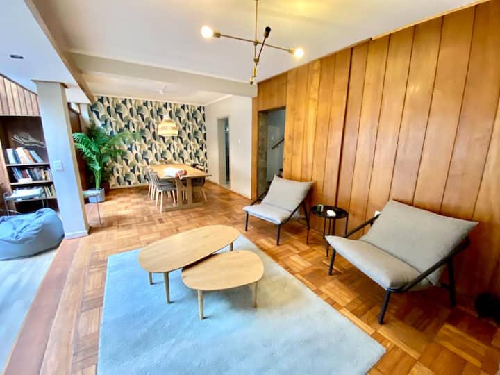 Casa 7 Personas, Remodelada, El Golf, Restaurantes - Santiago, Chile