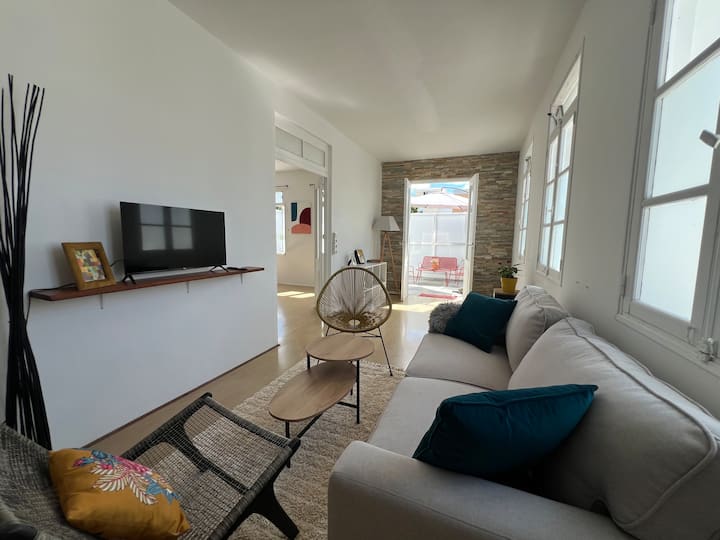 Magnifique Bas De Villa - New Caledonia