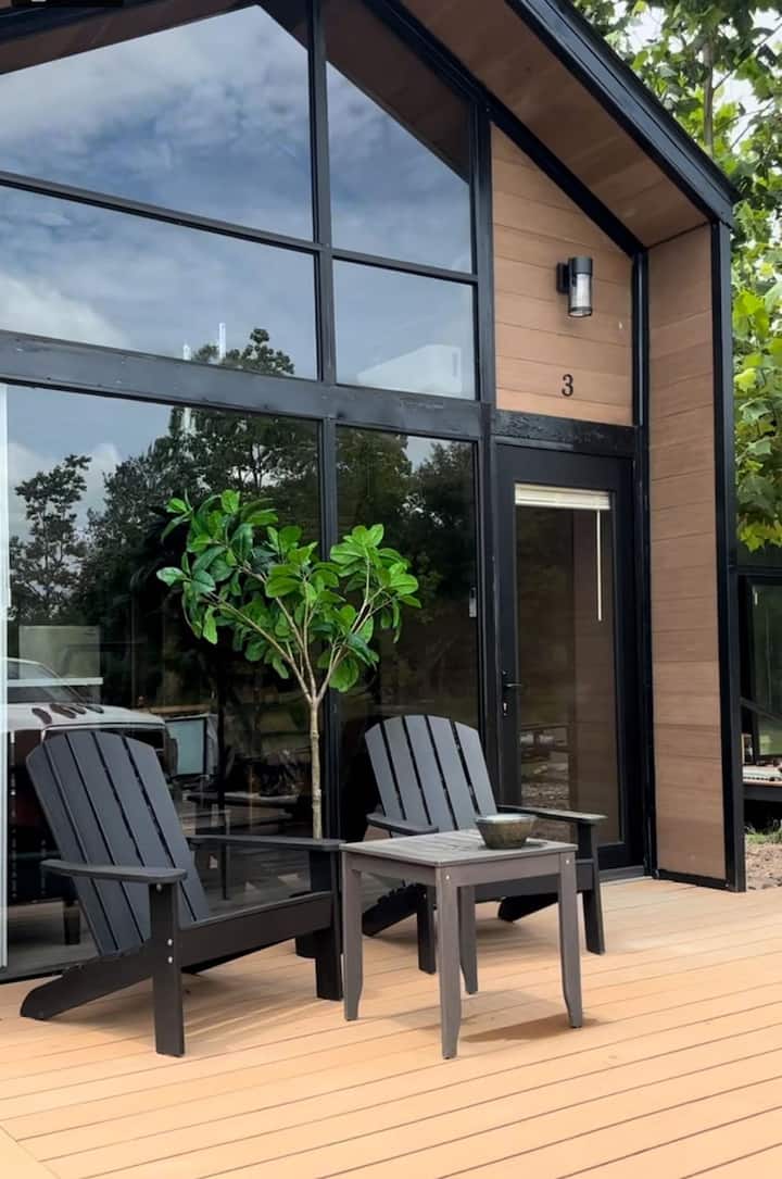 Cabin #3 Tiny Village, Orange Tx - Pinehurst, TX