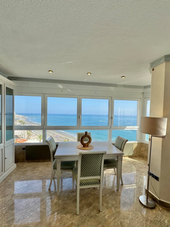 Front Beach, 2 Bedrooms, Pool, Fiber Internet - Torrox Costa