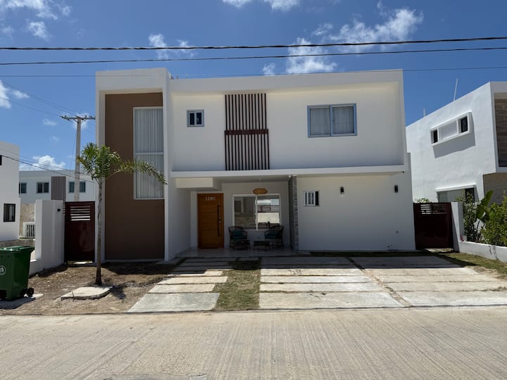 Casa Con Piscina Privada - Punta Cana