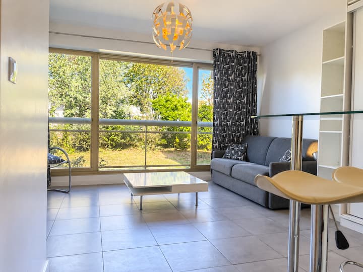 ღ L'ancre Grise  Grand Studio, Piscine & Parking - La Rochelle
