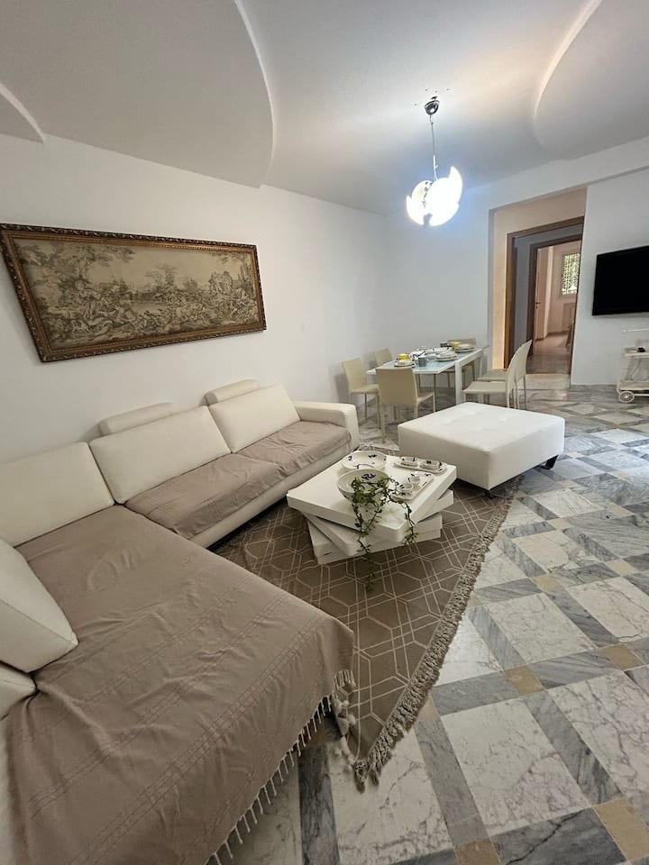 Superbe Rdc S+2 Dans Une Résidence Pied Dans L’eau - Hammamet