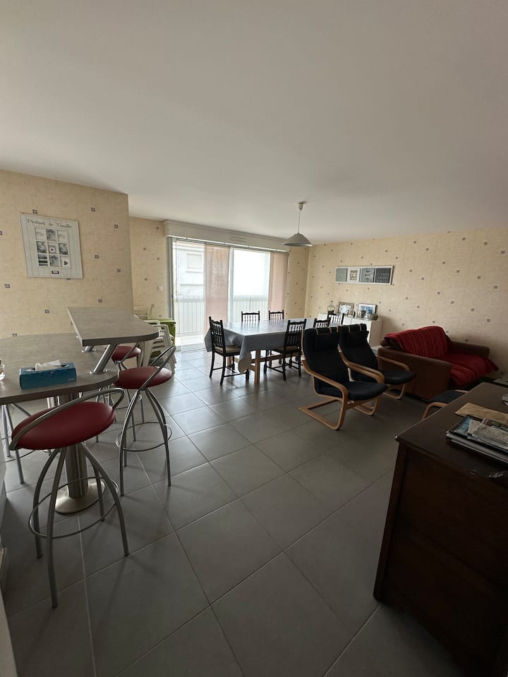 Grand Appart 100m² Avec Balcon – Mer à 200m - Ambleteuse