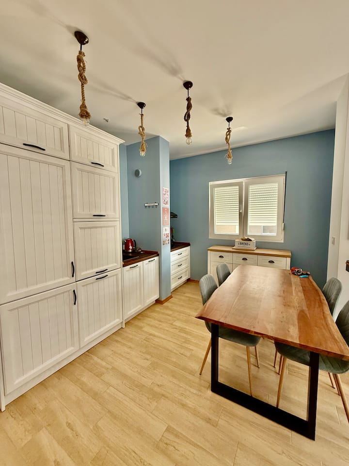 Spacious 2br Apart With Garage - Budva