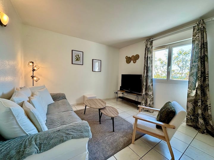 Maison 8 Personnes | Garage & Terrasse Privée - Besançon