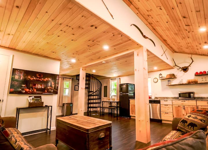 Welcome To The Clubhouse! - Lake Wallenpaupack, PA