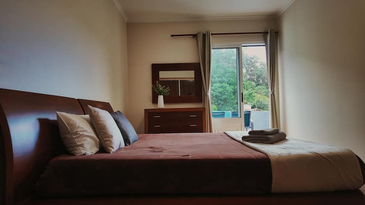 Farmhouse - 2 Bed Apt - Madeira