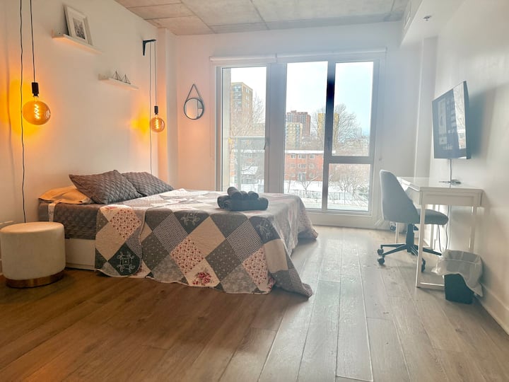 Studio In The Heart Of Downtown In Mtl | 37 - Montreal
