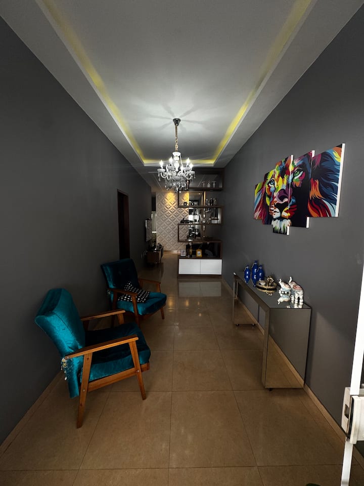 Casa Grande, Próximo Ao Shopping - Feira de Santana