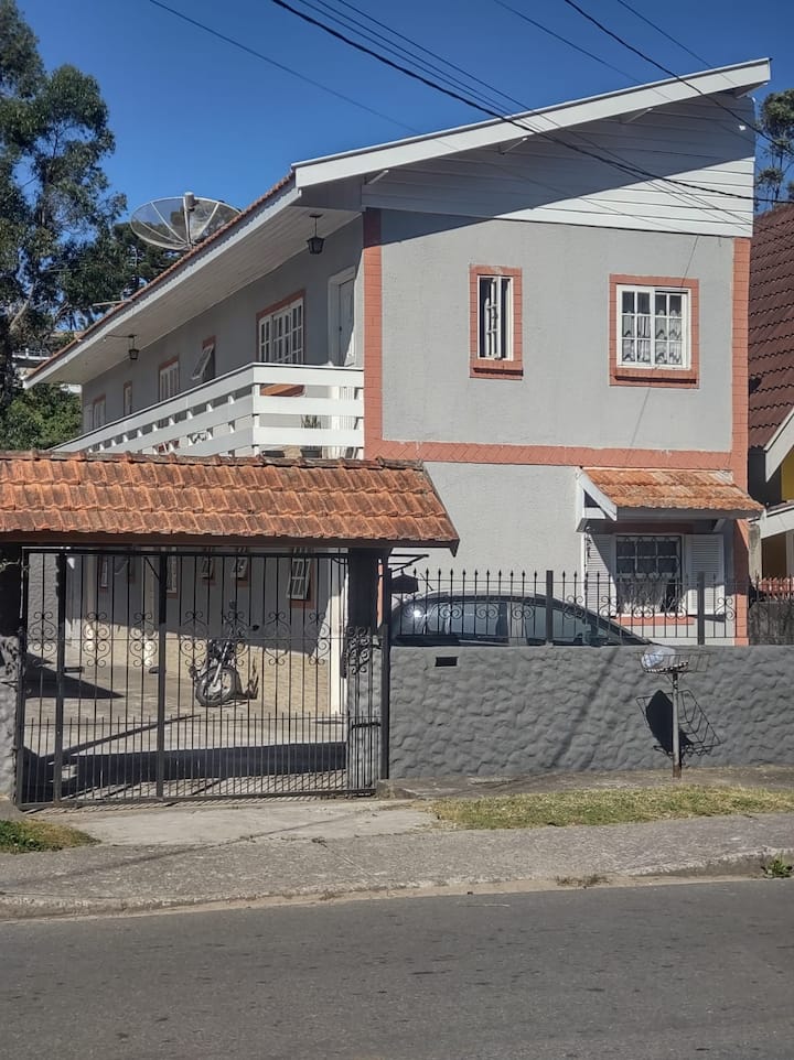 Apartamento Nova Suiça 2 - Campos do Jordão