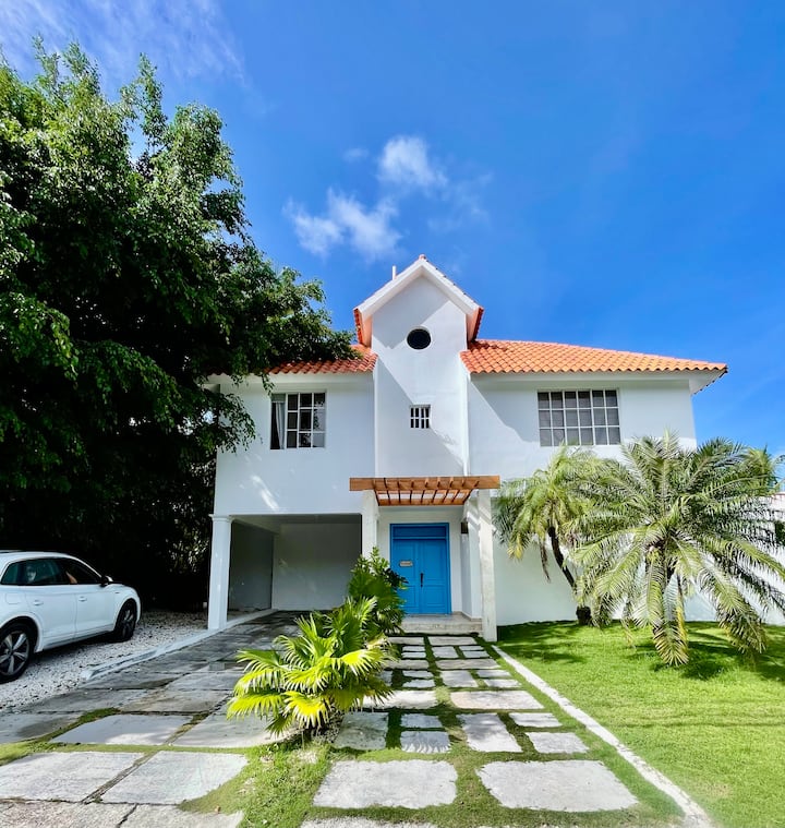 Villa In Puntacana Village, Beach & Airport Nearby - Punta Cana