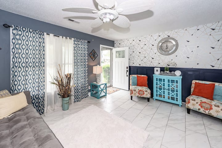 Chic & Sleek Luxury Stay/airport - Charleston, SC