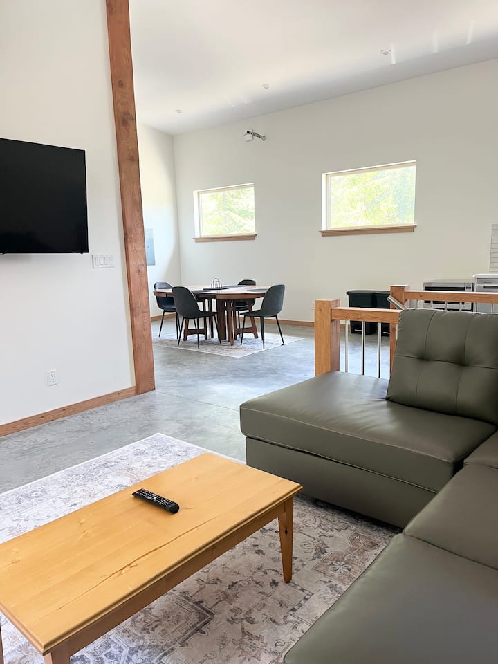 Kootenay Carriage House - Nelson