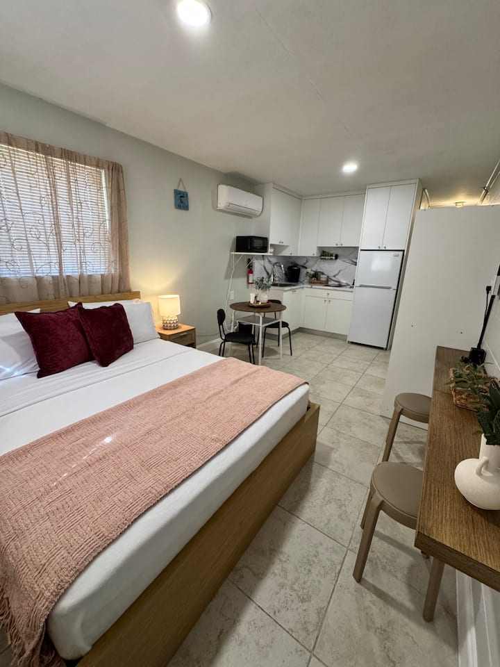 Seabreeze Lodge - Fort Myers, FL