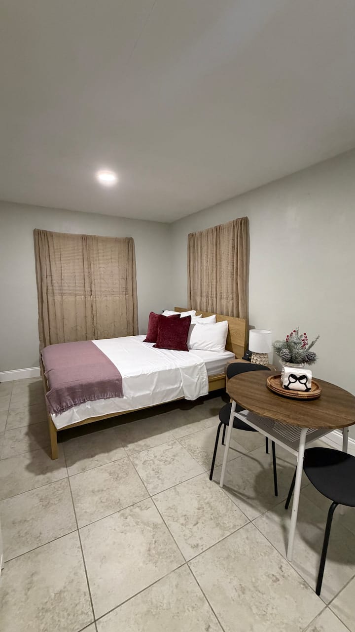 Seabreeze Lodge - Fort Myers