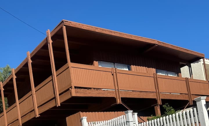 Catalina Island Studio Retreat - Avalon, CA