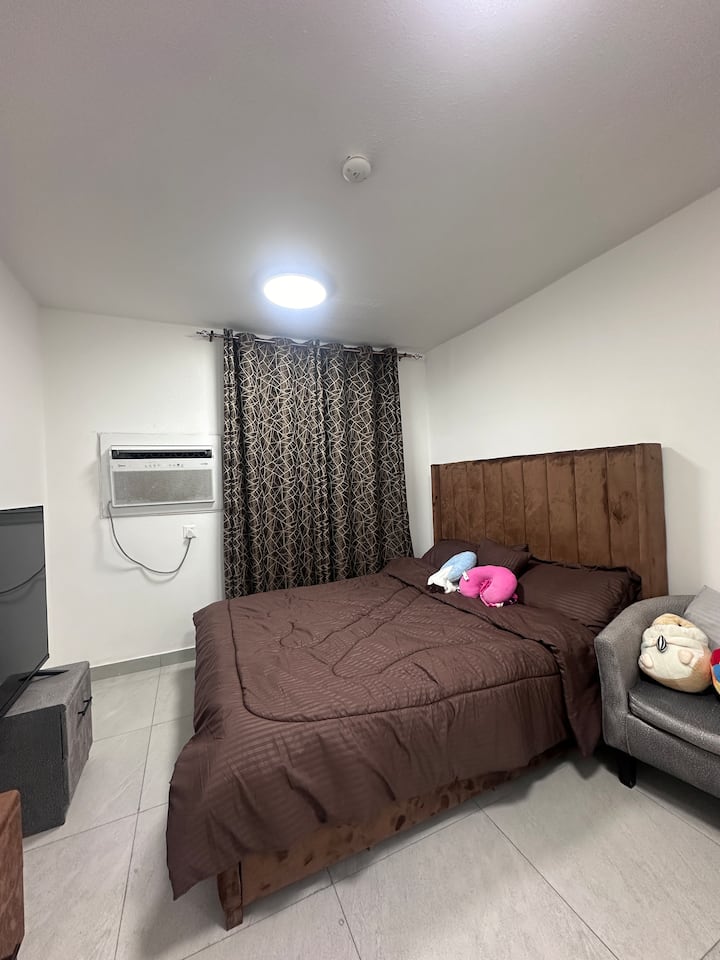 Mini 2bhk In Almajaz - Sharjah