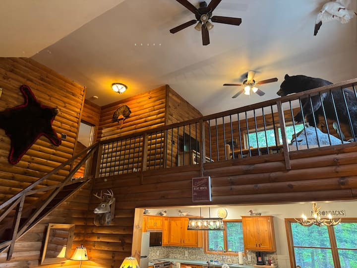 Bear Claw Camp - Old Forge, NY