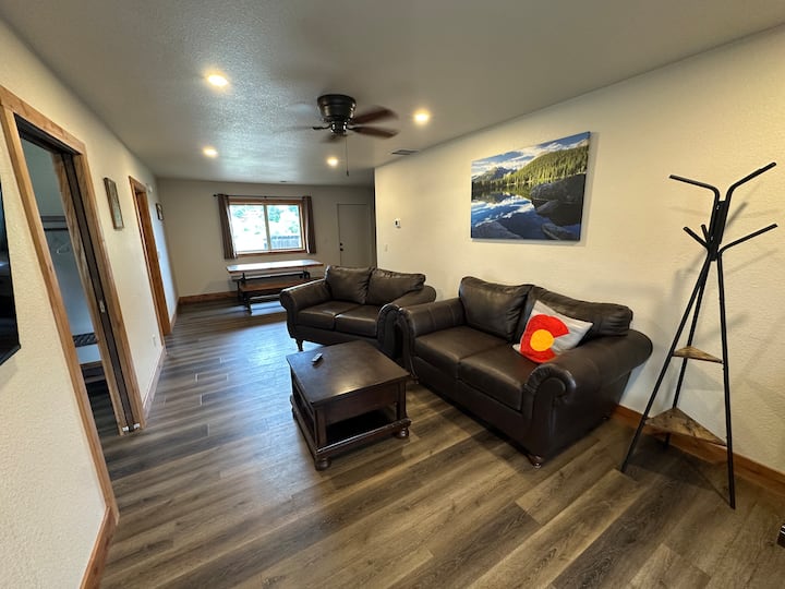 Bernoulli’s Lake House - Monument Lake, Monument