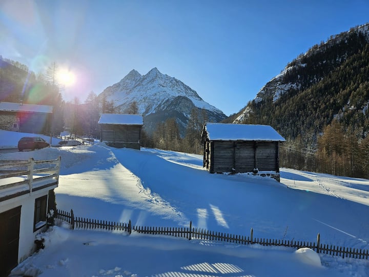 Cosy Chalet Directly On Cross-country Skiing Track - Arolla