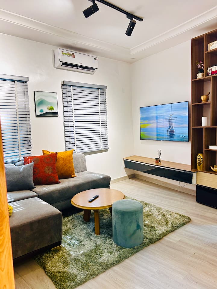 Cozy & Stylish| 1br Flat | Maitama,24/7 Power+ac - Abuya