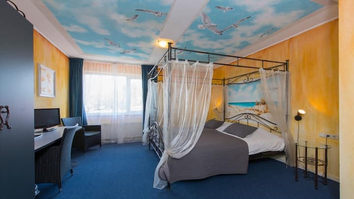 Seaside Getaway Close To Renesse's Best Beaches - Scharendijke