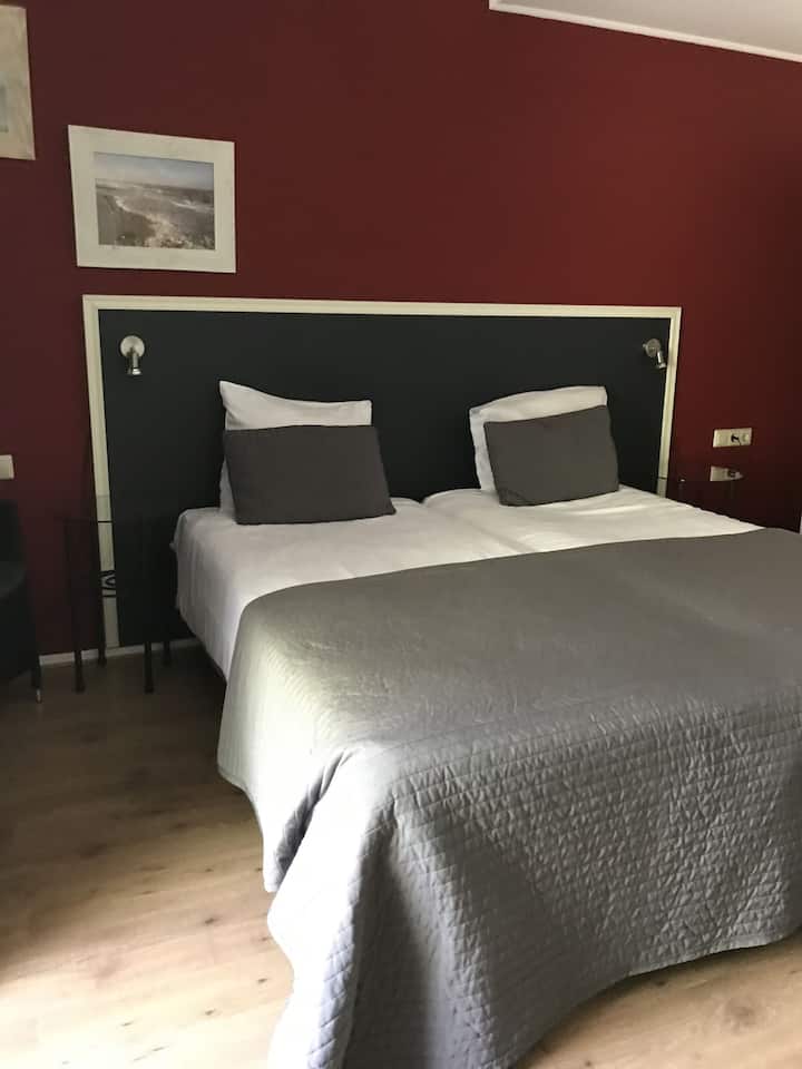 Modern Unit W/parking Close To Renesse City Center - Scharendijke