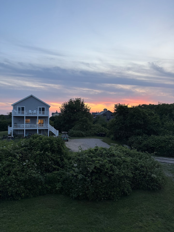 Updated Clayhead Trail Home - Ac - Block Island, RI