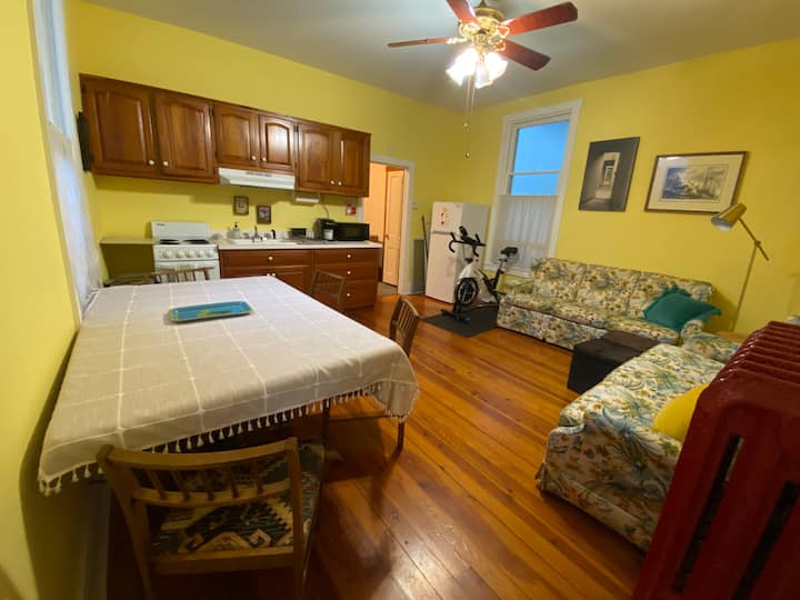 Downtown Lewisburg Hideaway - Lewisburg, PA