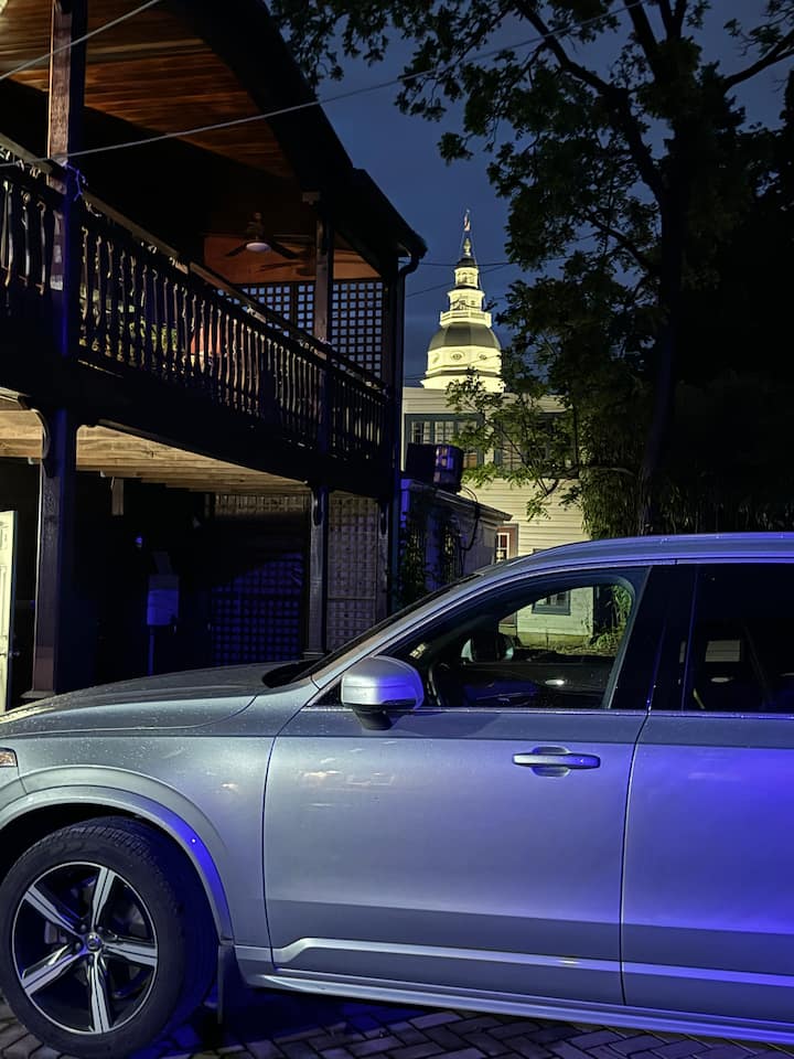 Rare Maryland Ave Gem W/onsite Reserved Parking! - Annapolis, MD