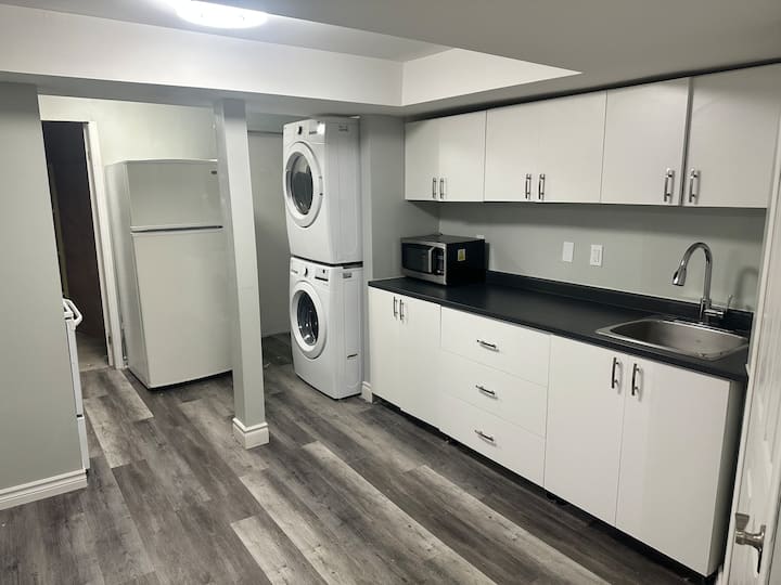 Bedroom With Kitchen/laundry - Guelph