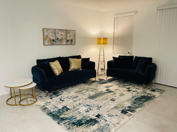 The Modern Retreat By Legoland - Winter Haven, FL